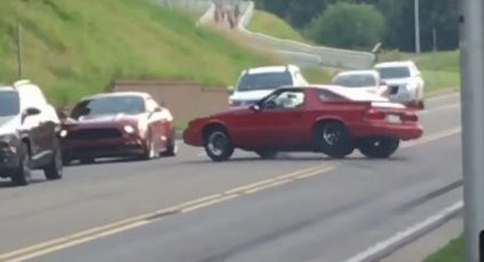 Dodge Daytona Drift Fail Ends Badly For A Ford Mustang | Carscoops