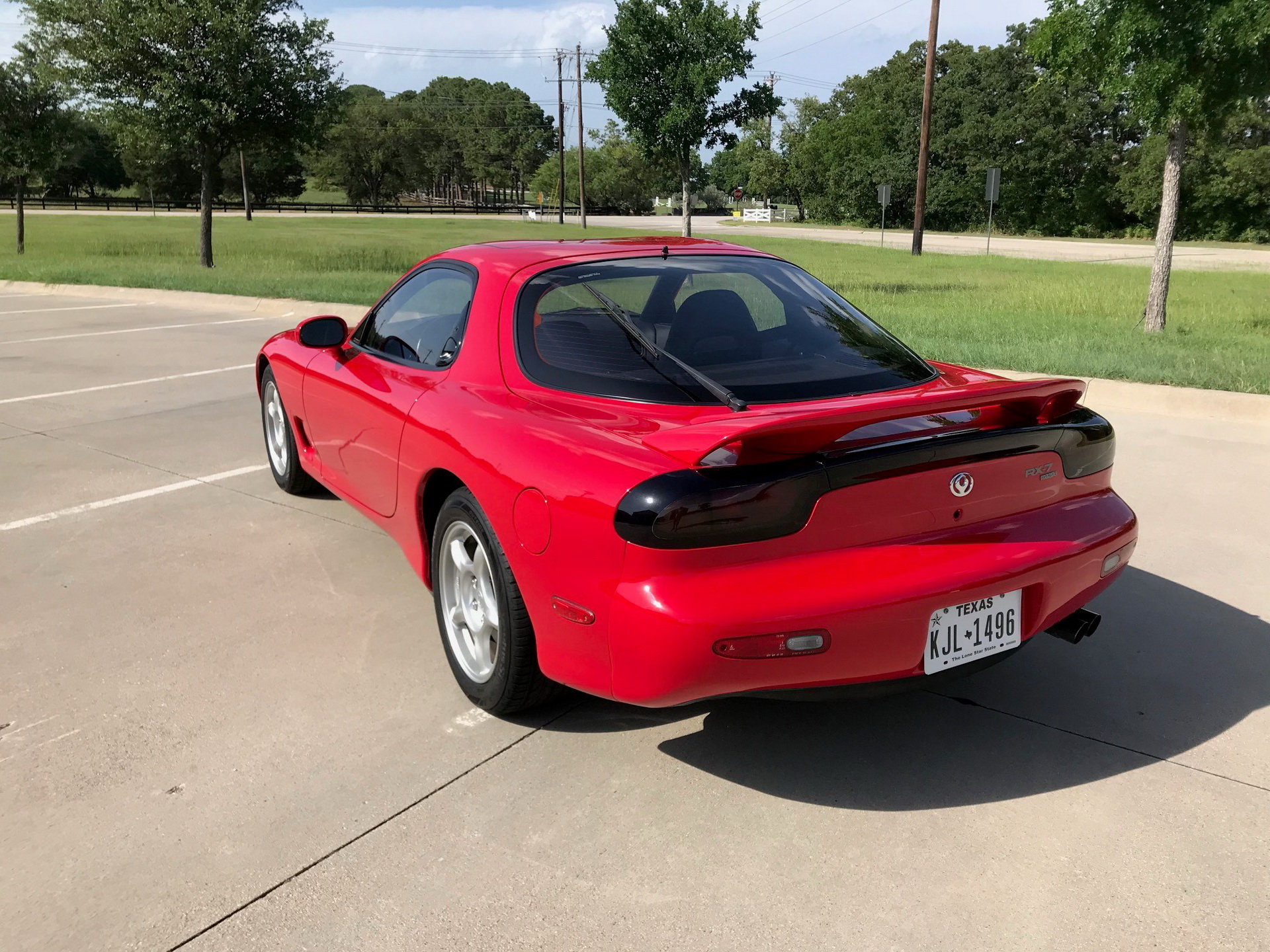 This Is What A Pristine Mazda RX-7 FD With 9,500 Miles Looks Like ...