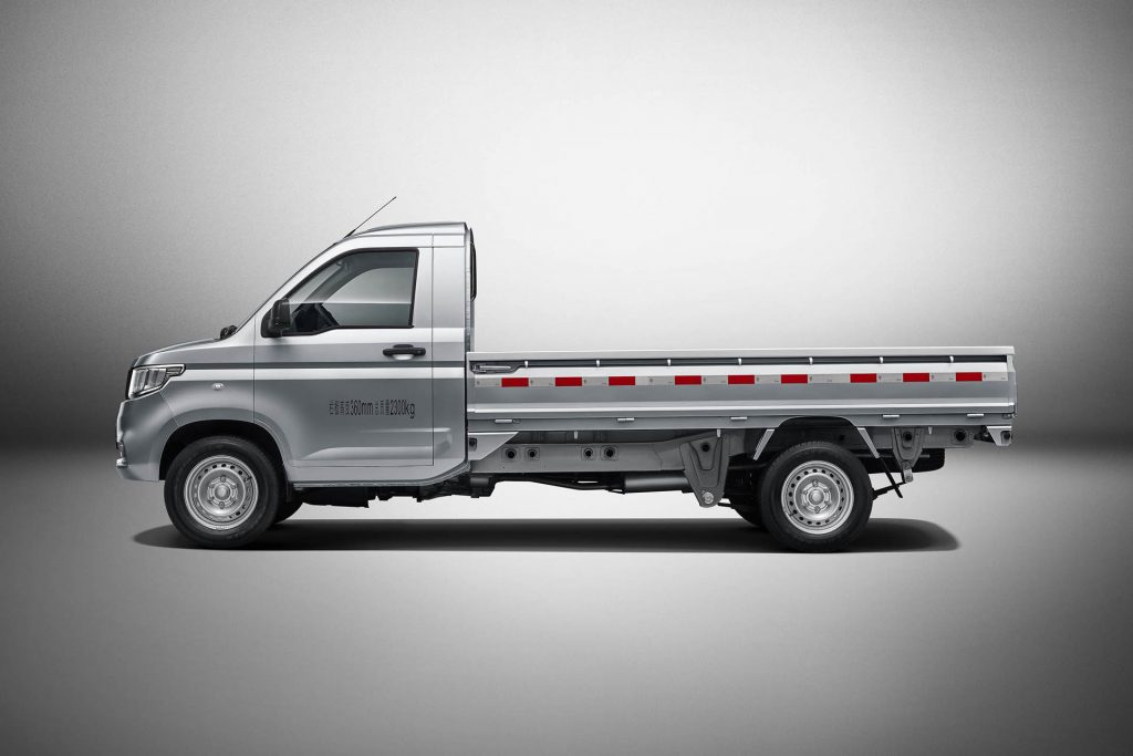You Could Fit GM’s New Chinese ‘Mini Pickup’ In The Back Of A Silverado ...