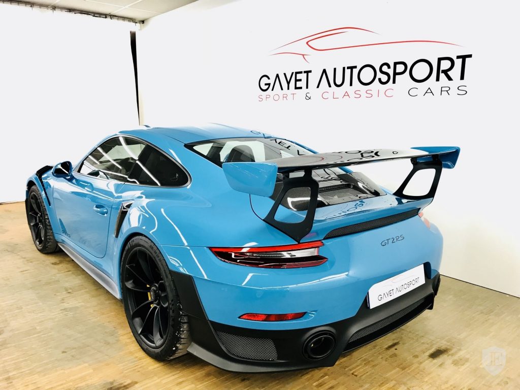 Is This Miami Blue Porsche 911 GT2 RS Worth $430K – Or $100k More Than ...