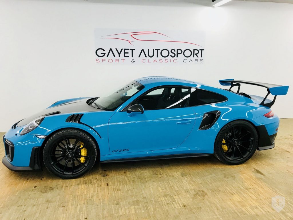 Is This Miami Blue Porsche 911 GT2 RS Worth $430K – Or $100k More Than ...