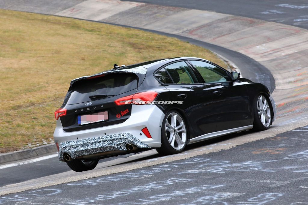 Hey You! Drop The Camo, We Know You’re The 2019 Ford Focus ST | Carscoops