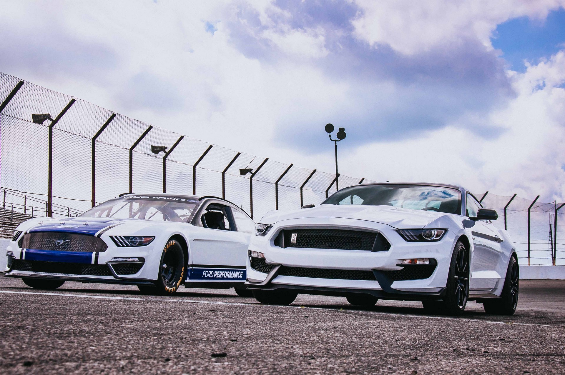 New Ford Mustang Race Car Unveiled For Monster Energy NASCAR Cup Series ...