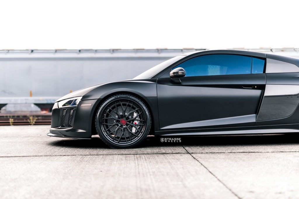 All-Black Audi R8 V10 Plus Looks Like A Four-Wheel Stealth Bomber ...