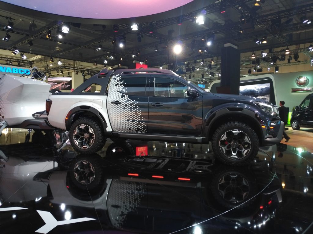 Nissan Navara Dark Sky Concept Packs Plenty Of Star Power Thanks Its To ...