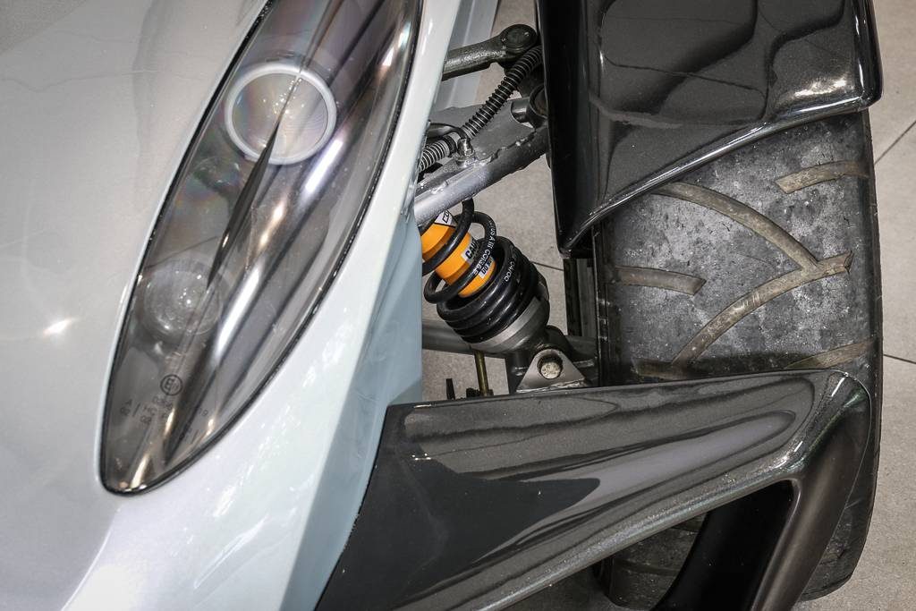 Rare LHD Lotus 340R Track Special Will Set You Back At Least £55,000 ...