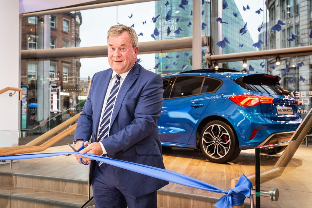 You Can Now Buy A Ford Online In The UK And Have It Delivered At Your ...