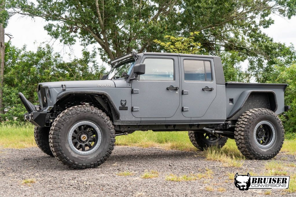 Bruiser Honcho Is One Hardcore Jeep Wrangler That Ain’t Afraid Of ...