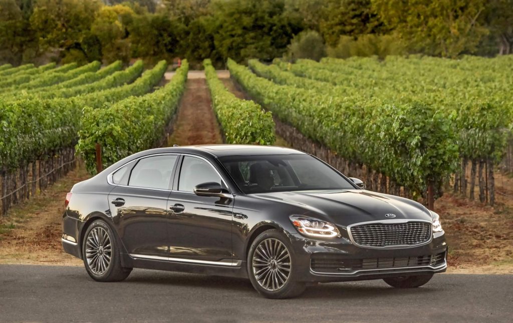 2019 Kia K900 Detailed As Sales Debut Draws Nearer, Pricing TBA | Carscoops