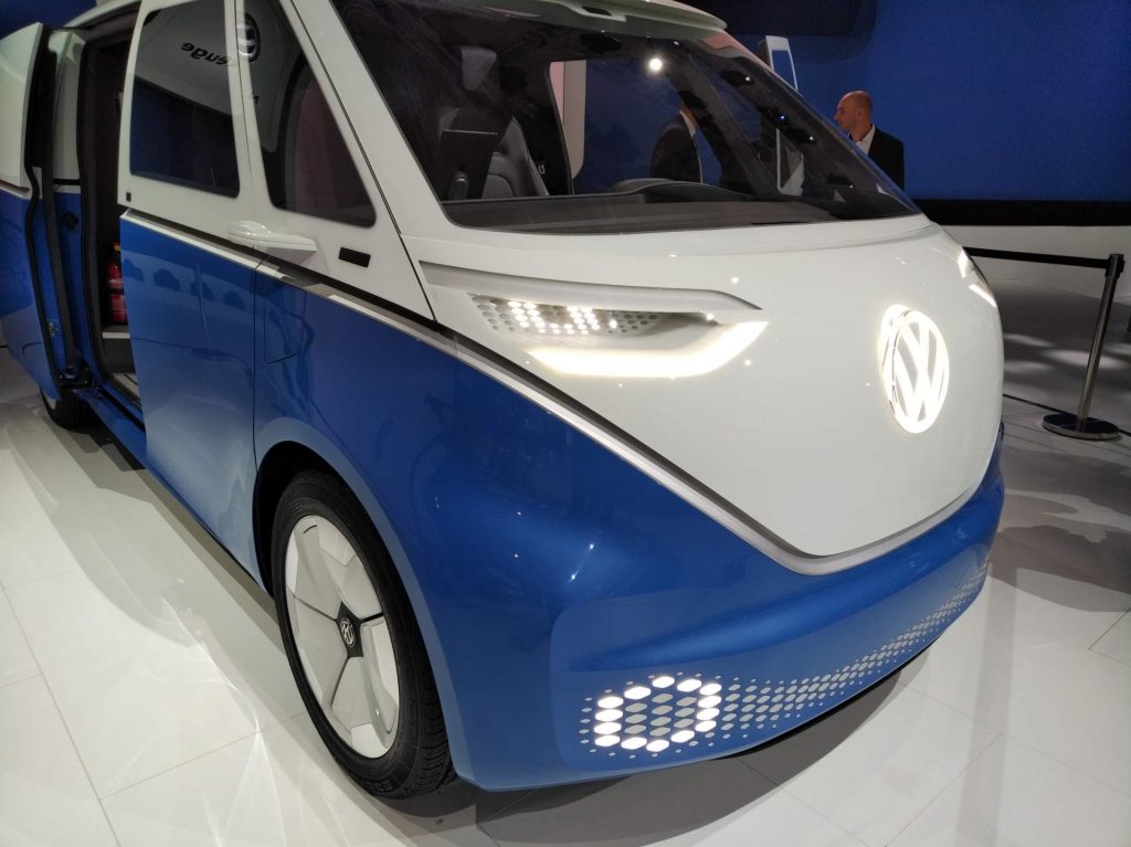 VW I.D. Buzz Cargo Concept Previews All-Electric Van With 550Km Range ...