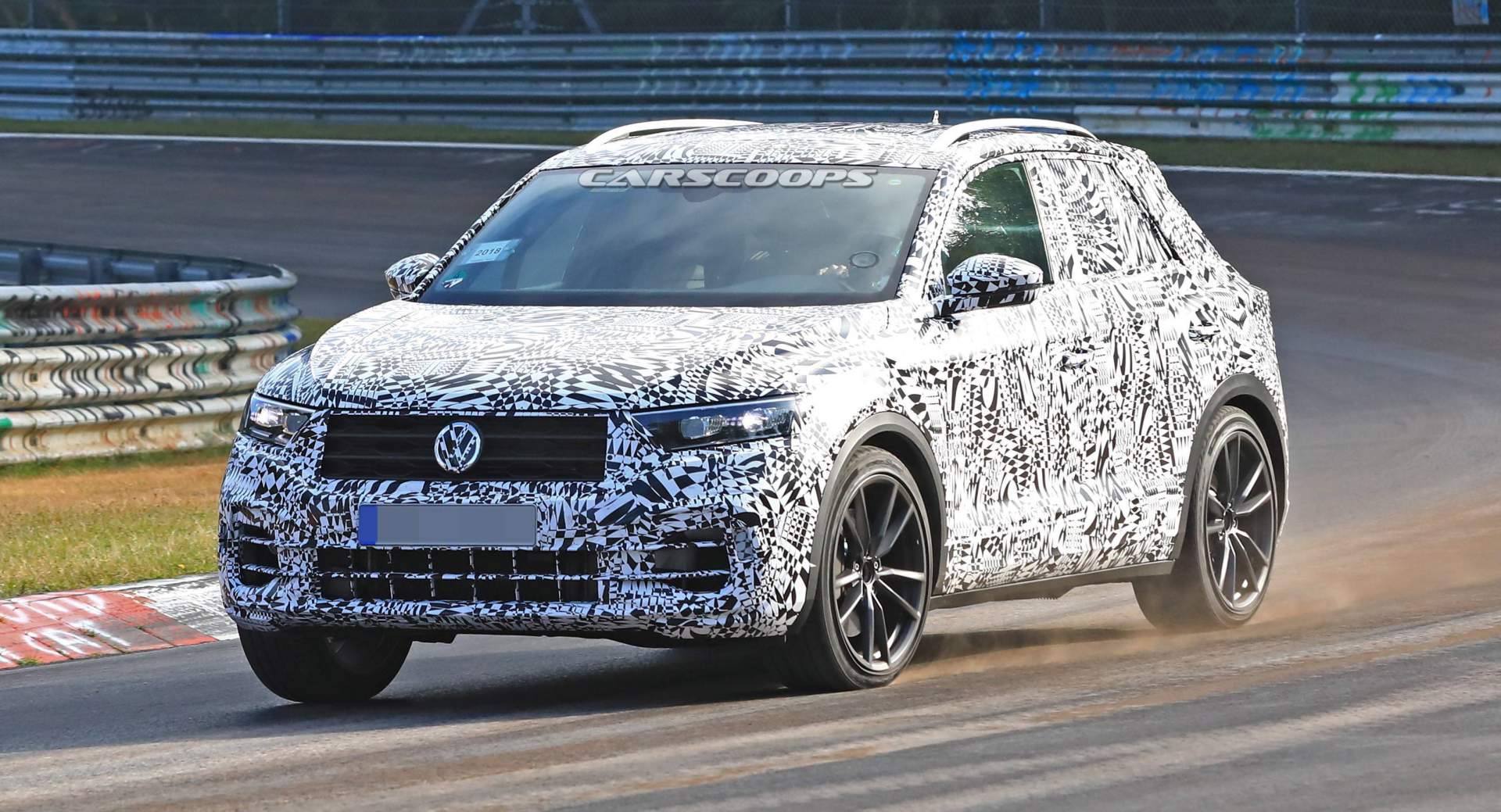 VW T-Roc R Parades Final Production Body At The Nürburgring | Carscoops