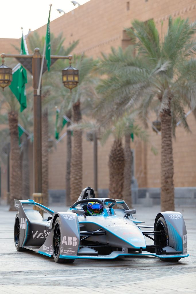Felipe Massa Takes To Saudi Arabia’s Streets In New Formula E Car ...