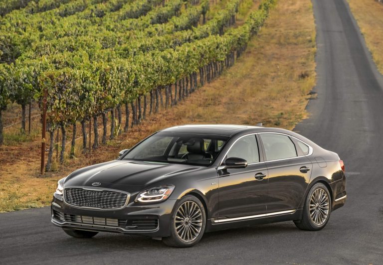 2019 Kia K900 Detailed As Sales Debut Draws Nearer, Pricing TBA | Carscoops