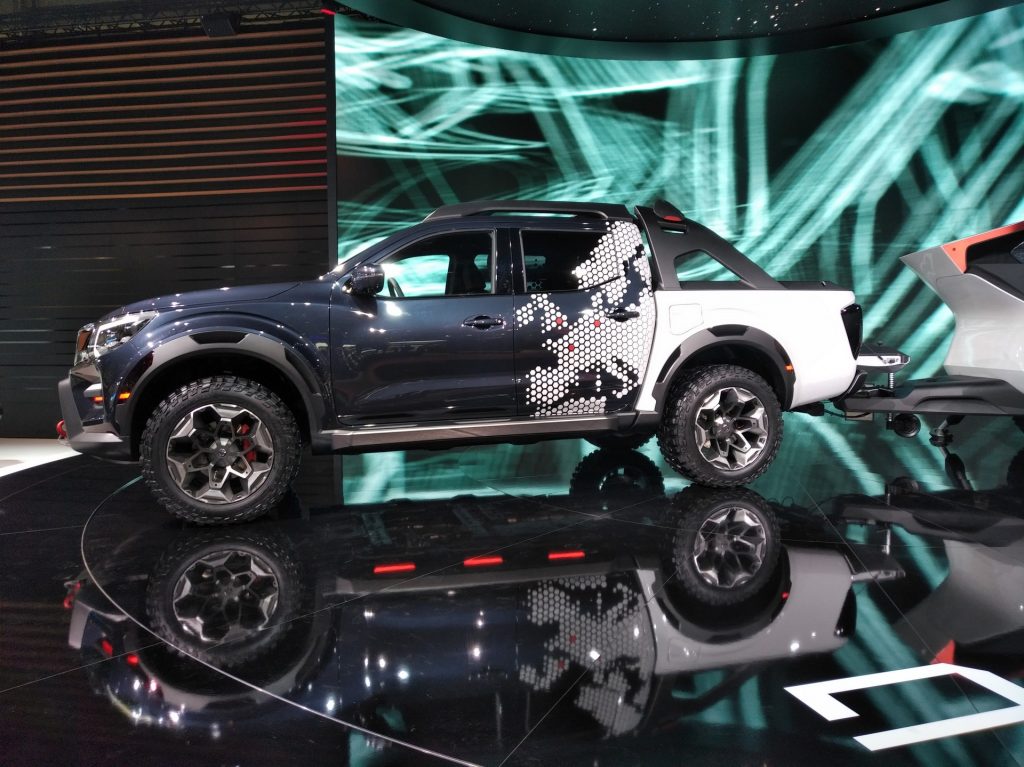 Nissan Navara Dark Sky Concept Packs Plenty Of Star Power Thanks Its To ...