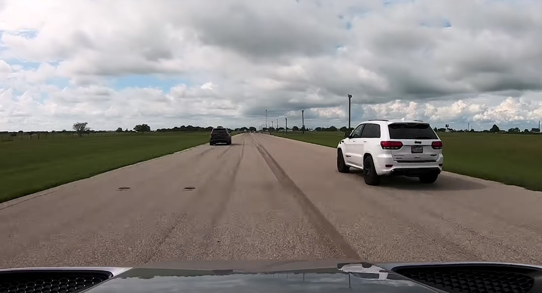 Watch Hennessey’s Jeep Trackhawks Storm Past A Stock One | Carscoops