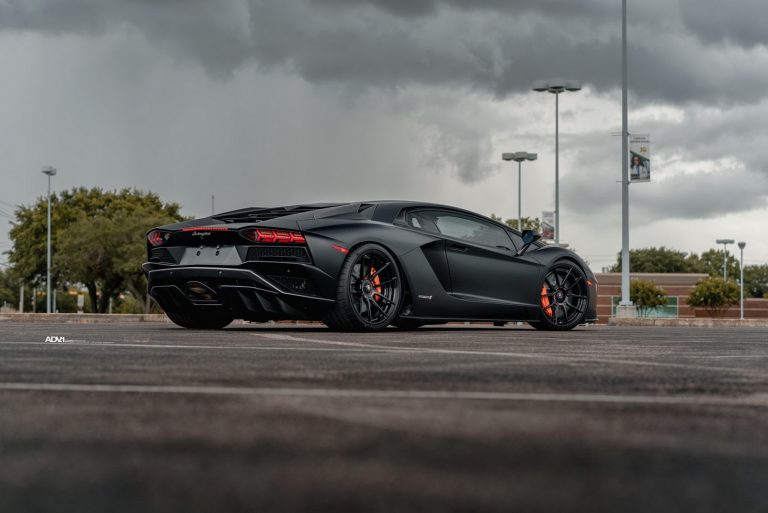 Stealthy Looking Lambo Aventador Tries Custom Wheels For Size | Carscoops