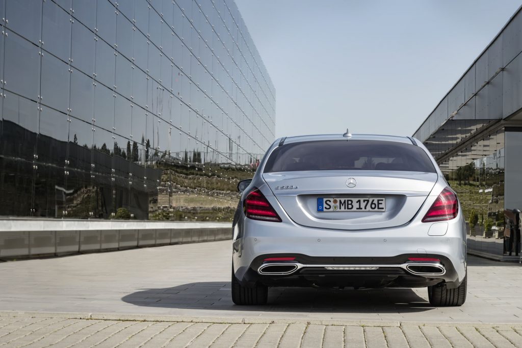 Mercedes S560e PHEV Launches With 476 HP, 31 Miles Of Electric Range ...