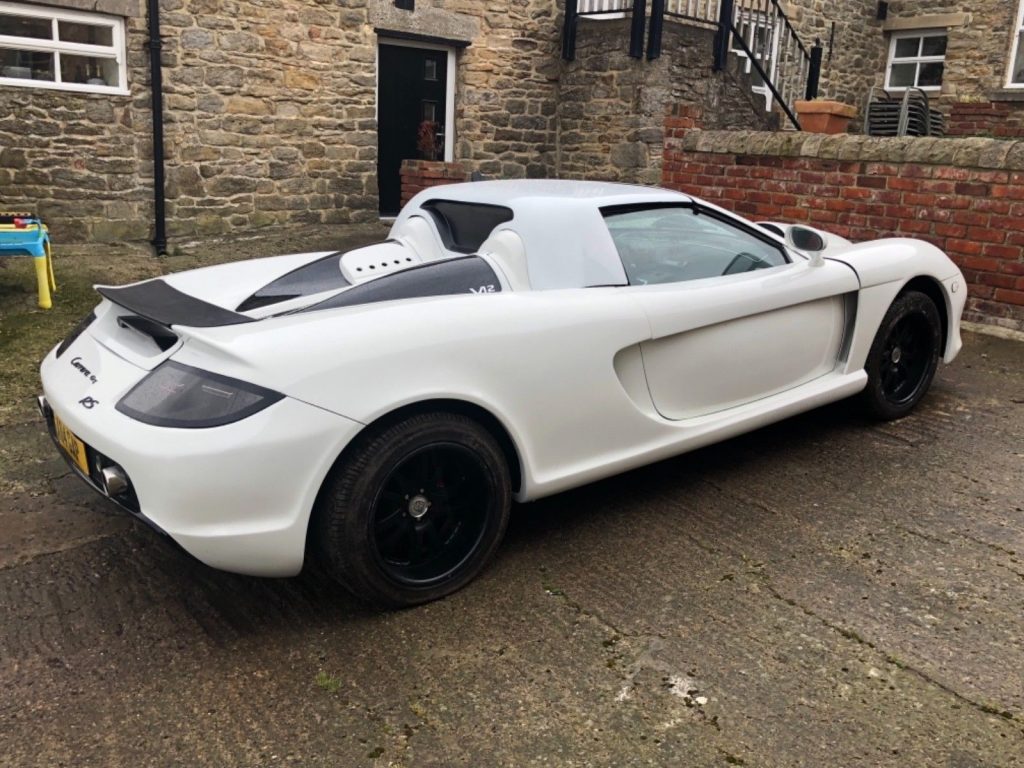 Extremely Fake Porsche Carrera GT Might Give You A Laugh Or Two | Carscoops