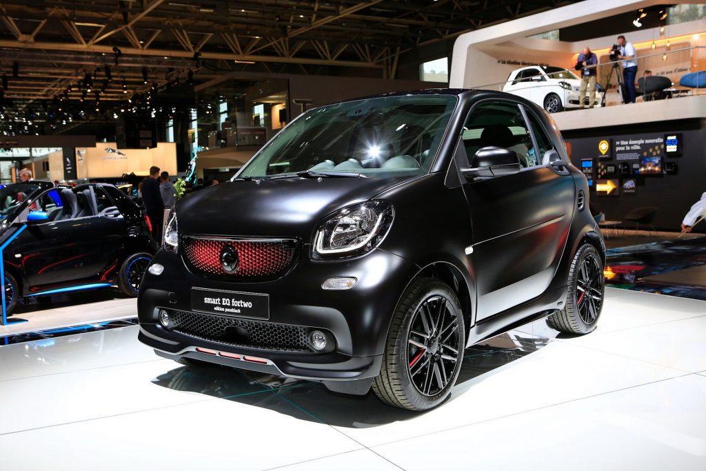 Smart ForTwo Heads To The Dark Side With PureBlack Edition | Carscoops