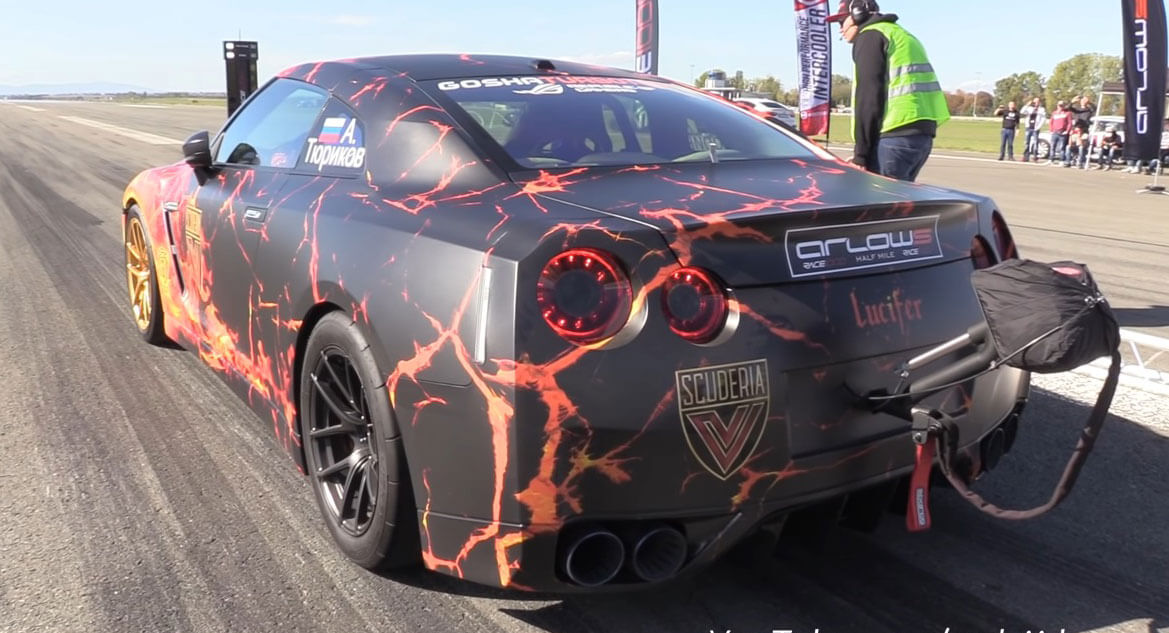 Demonic Nissan GT-R Has 1600 HP, Hits 211 MPH In Half A Mile | Carscoops