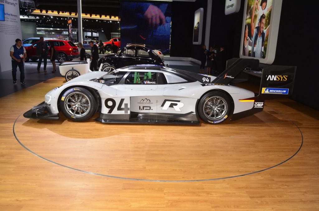 VW’s Pikes Peak Conquering I.D. R Racer Looks Pretty Fast Standing ...
