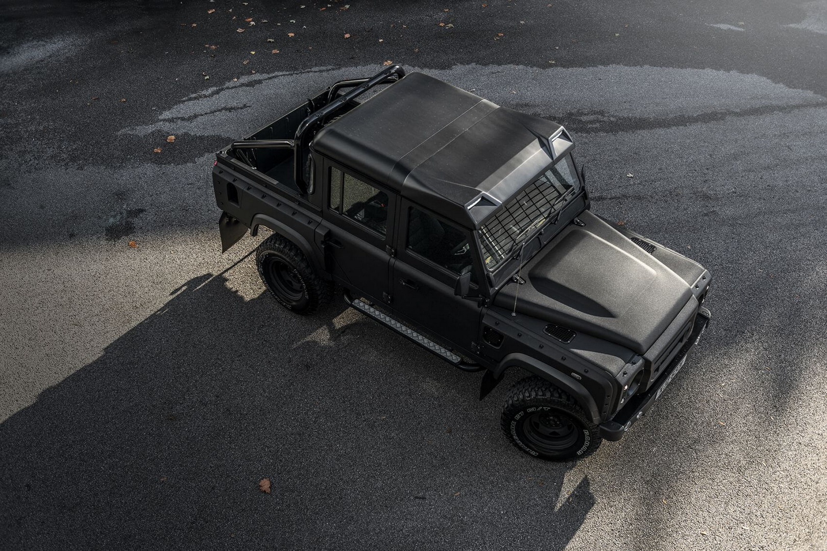 $90k Bespoke Land Rover Defender Pickup Is Ready For The Armageddon ...