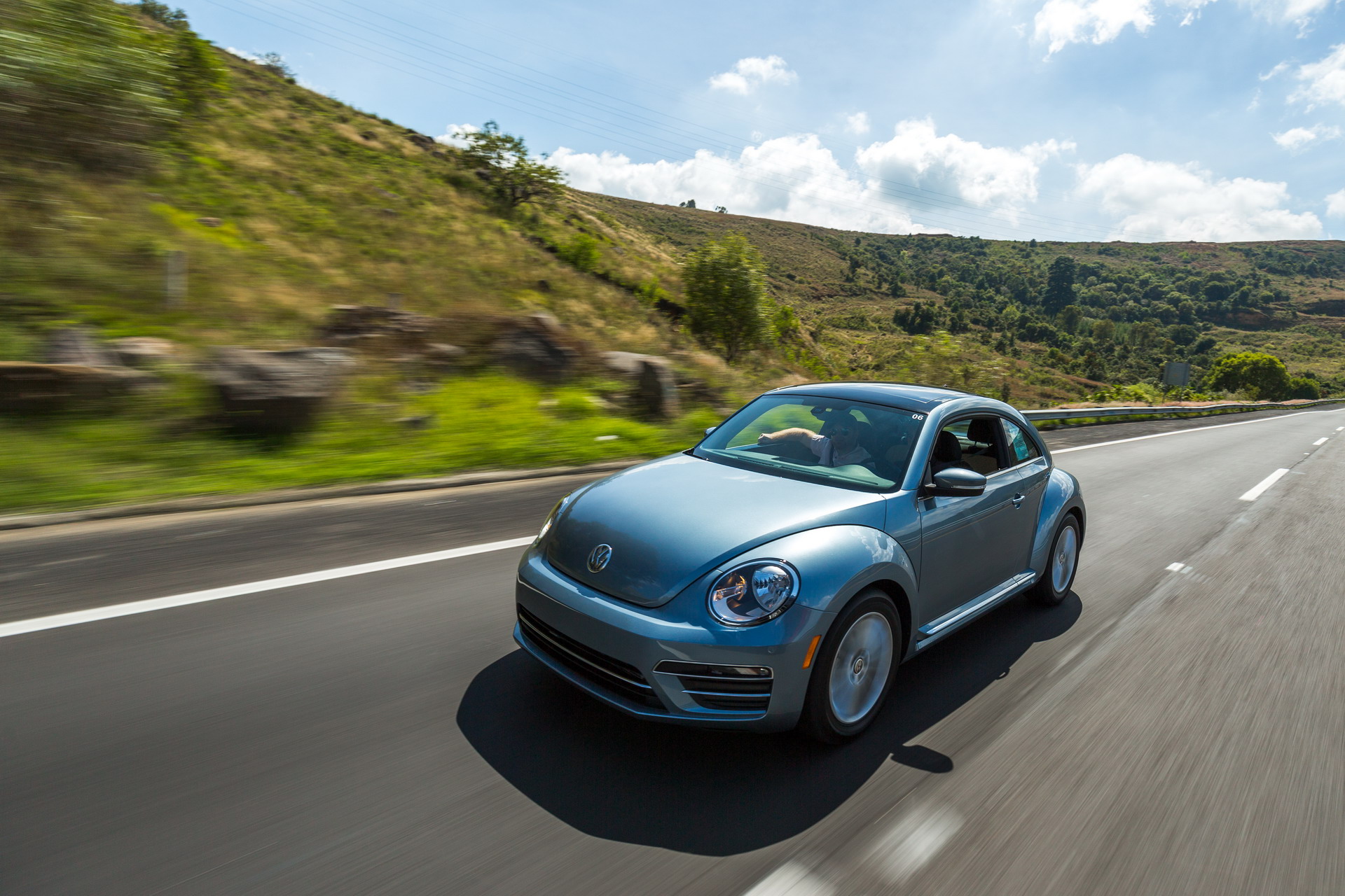 Bye Bye VW Beetle! Final Edition Bids Farewells To An Iconic Nameplate ...