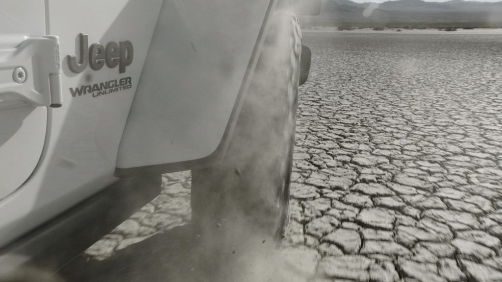 Santa Gets An Upgrade In The Form Of A Dodge Challenger SRT Hellcat ...