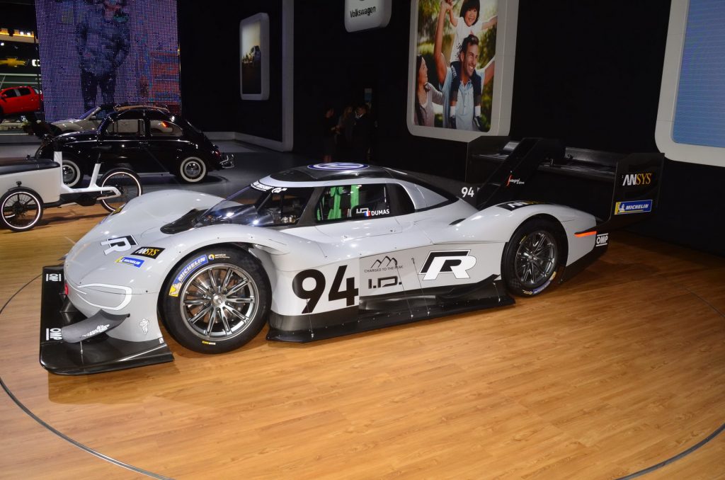 VW’s Pikes Peak Conquering I.D. R Racer Looks Pretty Fast Standing ...