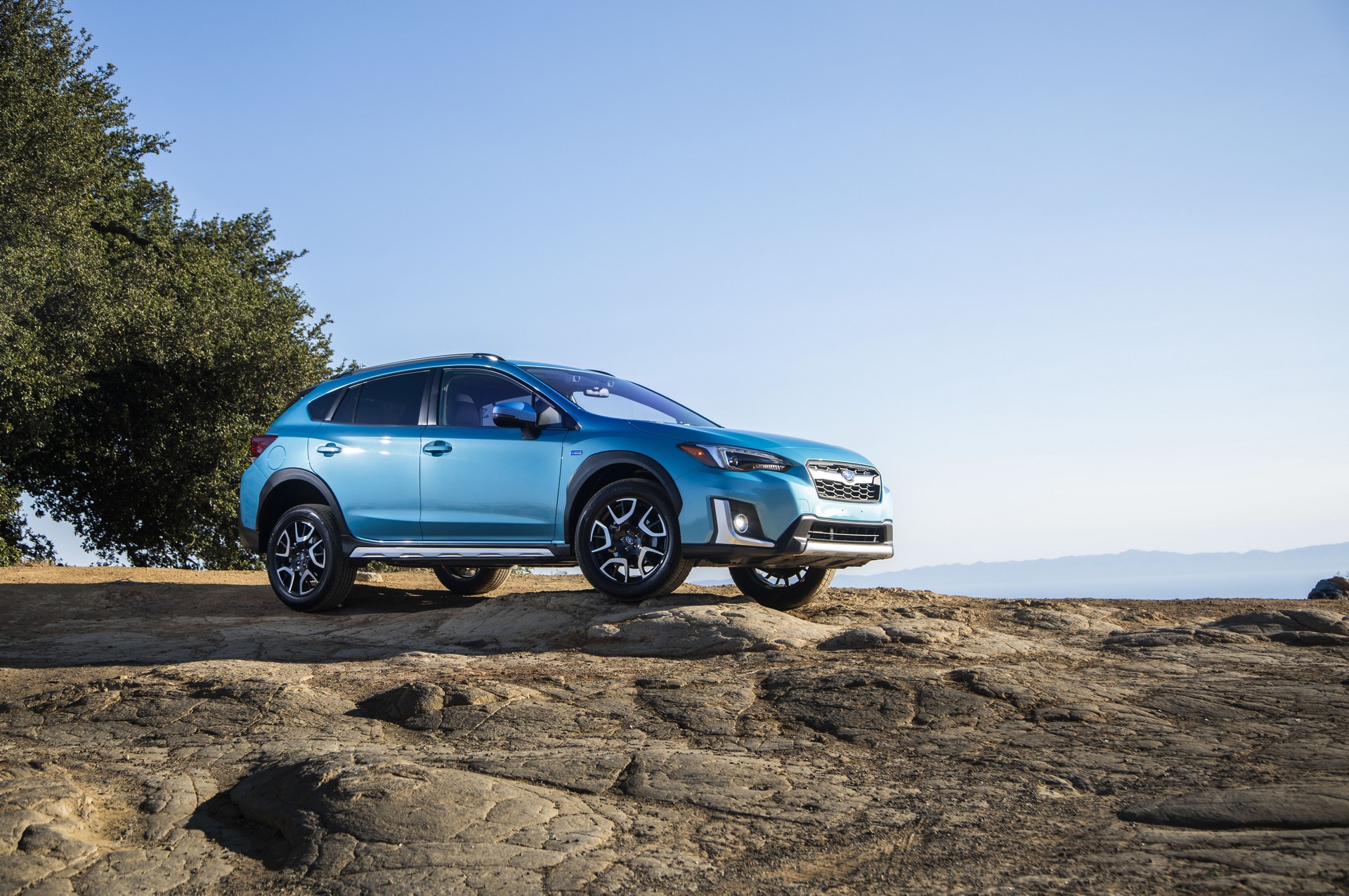 2019 Subaru Crosstrek Hybrid Debuts With PHEV Powertrain, 17 Mile ...