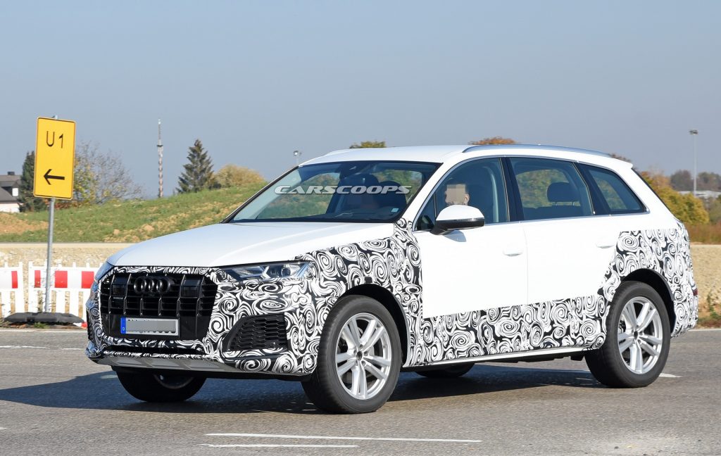 2020 Audi Q7 Prototype Spotted Wearing New Production Taillights ...