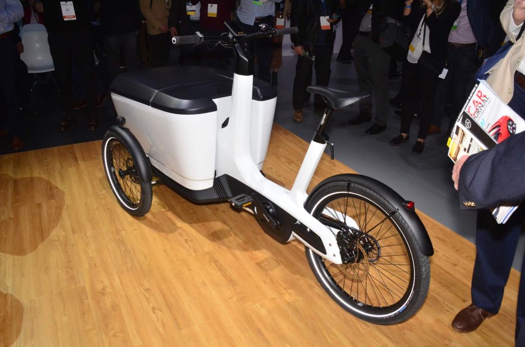 VW Cargo e-Bike Punches Above Its Weight With 463-Pound Payload | Carscoops