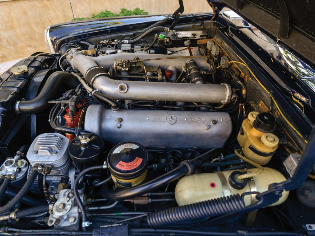 Gentlemen, Your Classic Mercedes Pullman Limousine Has Arrived | Carscoops