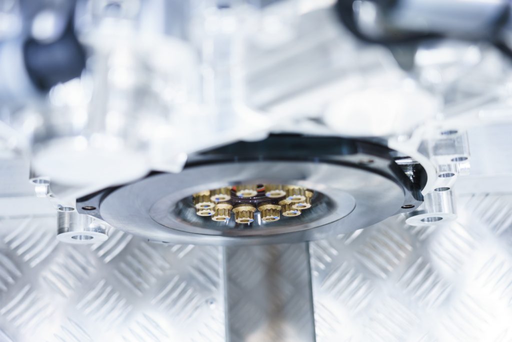 Aston Martin Valkyrie V12 Engine Debuts With 1000 HP | Carscoops