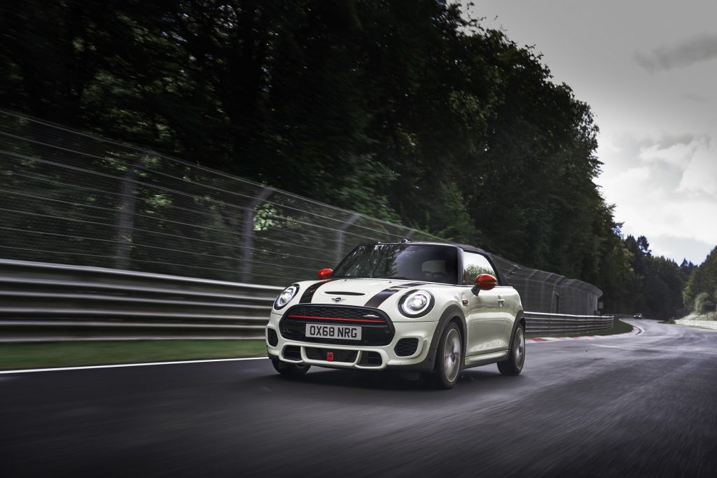 Mini Reveals Updated 2019 Cooper S JCW For Europe | Carscoops