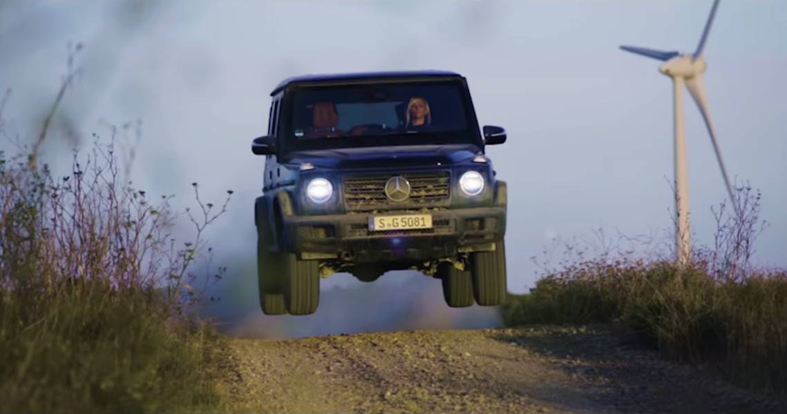 Here’s How To Go Through Deep Mud In The 2019 Mercedes-Benz G-Class ...