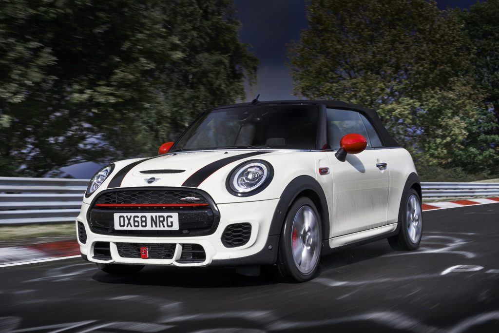 Mini Reveals Updated 2019 Cooper S JCW For Europe | Carscoops