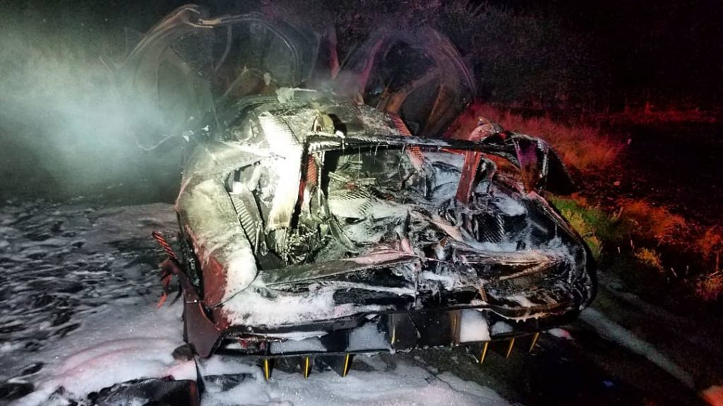 First McLaren Senna Destroyed By Fire, Was Owned By YouTuber ...