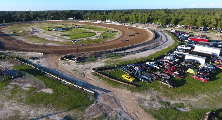 Become A Dirt Track Owner In Florida For Just $800k | Carscoops