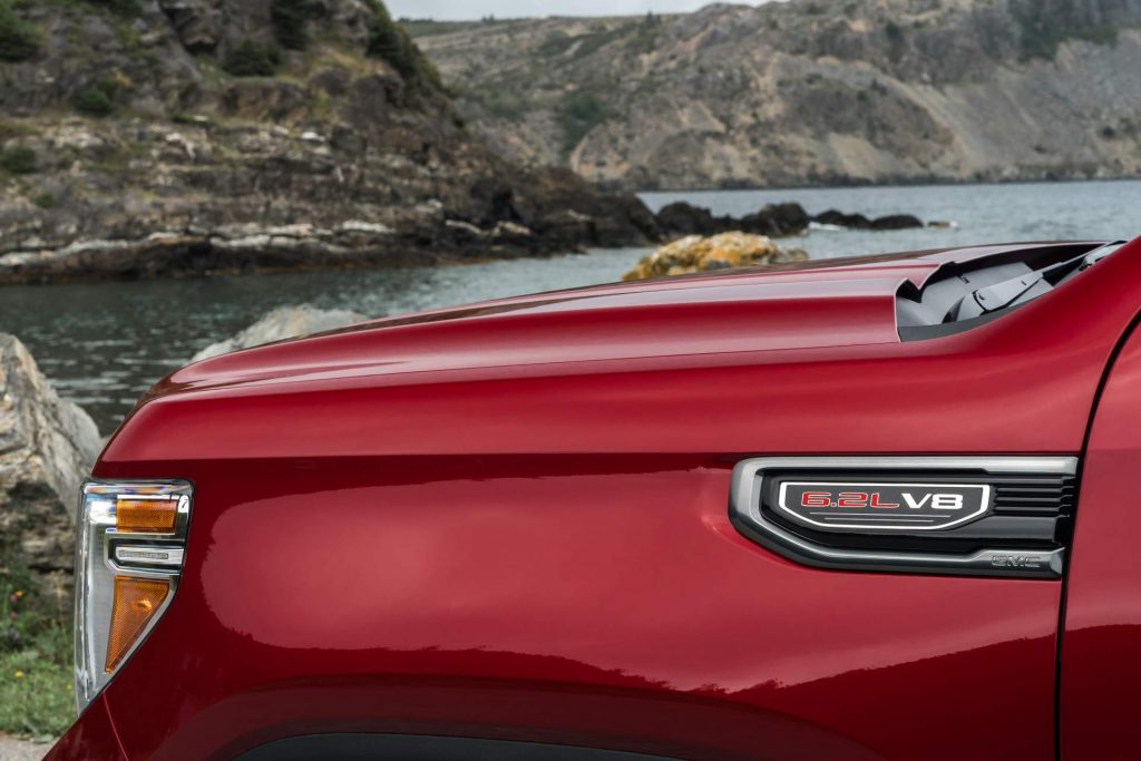 2019 GMC Sierra AT4 Off-Road Performance Package Gains 435HP 6.2L V8 ...