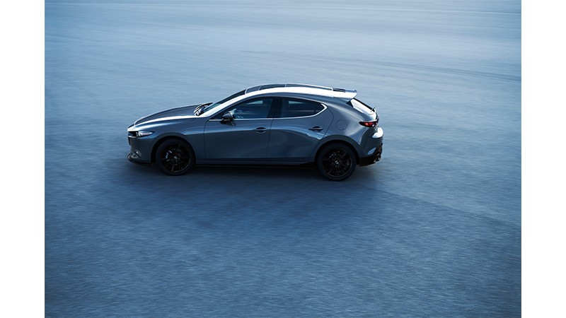 Mazda Drop-Head Coupe Concept Graces The MX-5 With A Carbon Fiber Hard ...