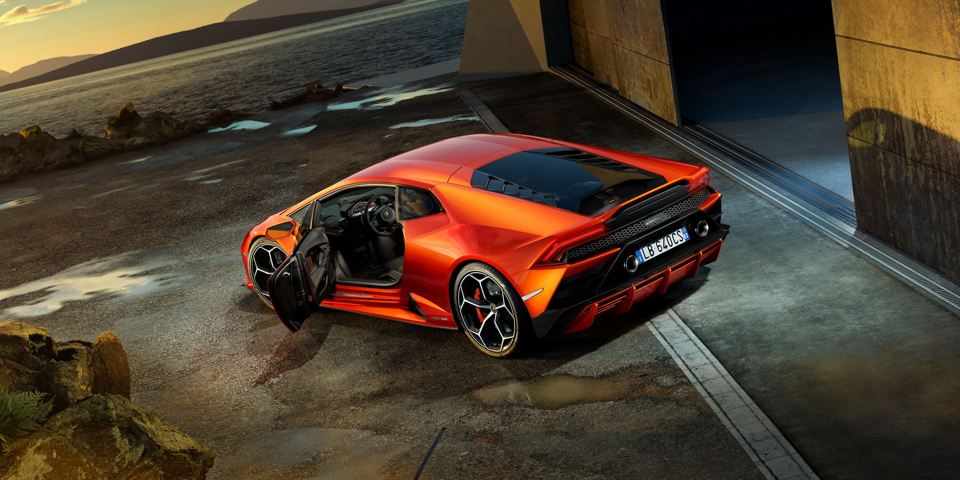 2020 Lamborghini Huracan EVO Breaks Cover With 640PS, Rear-Wheel ...