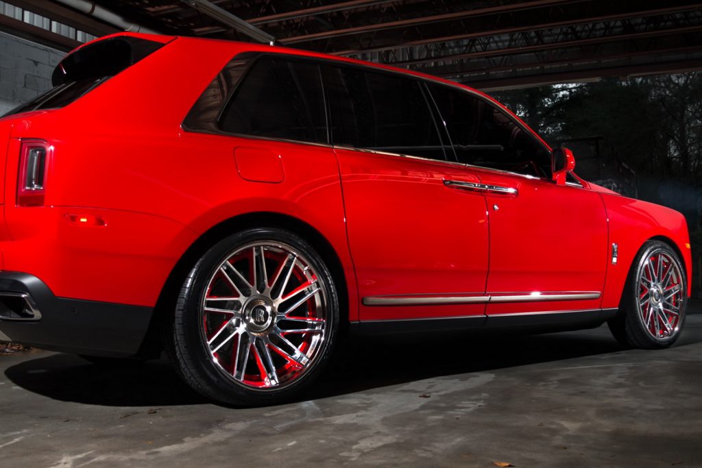 Roses Are Red, And So Is This Slightly Gauche Rolls-Royce Cullinan ...