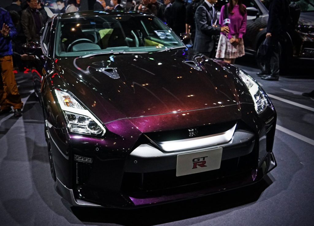 New Limited Edition Nissan GT-R Draws A Crowd At Tokyo | Carscoops