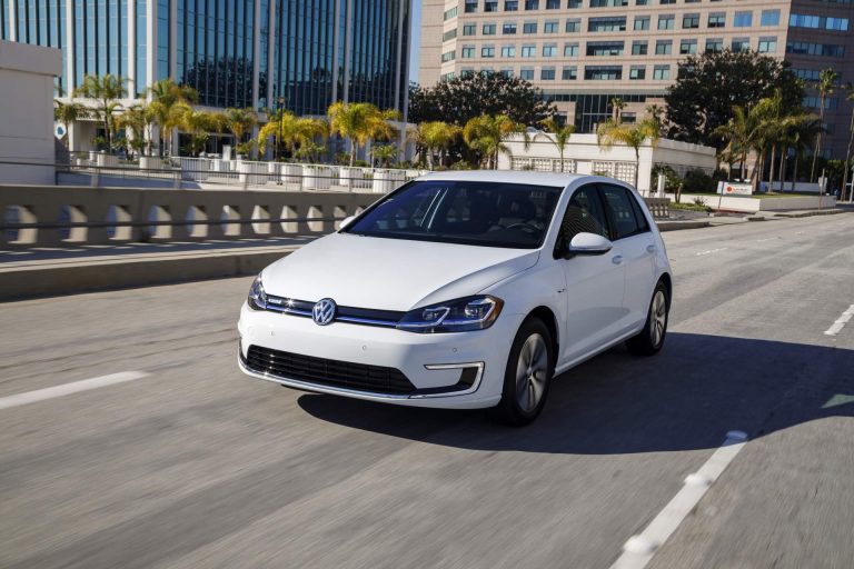 VW Giving Canadian 2020 e-Golf Customers 2 Years Of Free 30 Min Charges ...