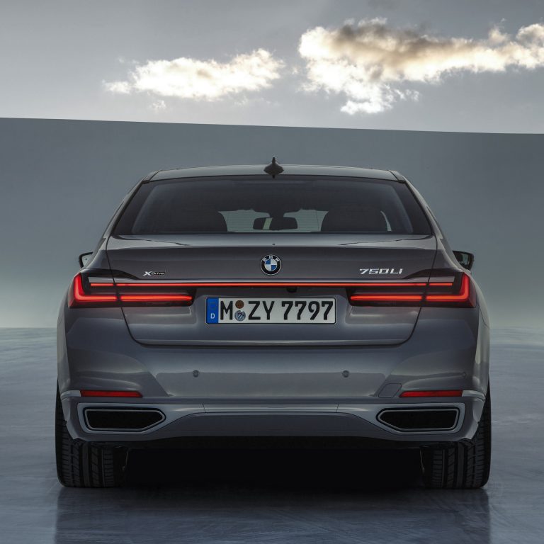 2020 BMW 7-Series Flagship Sedan Goes Official With Bold Update | Carscoops
