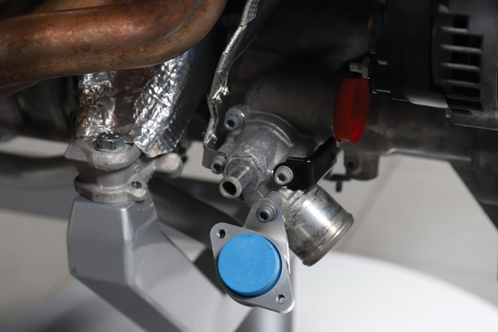 Buy This Ferrari FF V12 Engine, Use It To Power Your Weekend Car ...