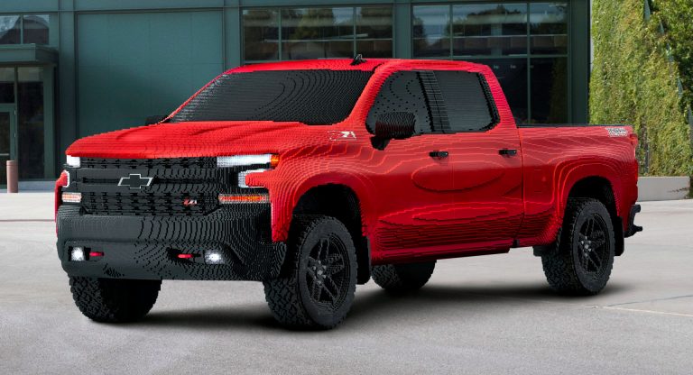 This Life-Sized 2019 Silverado LEGO Truck Took Over 2,000 Hours And ...