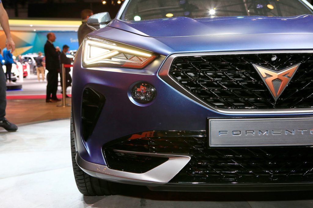 CUPRA Formentor Concept Previews High-Performance Hybrid SUV (Live Pics ...