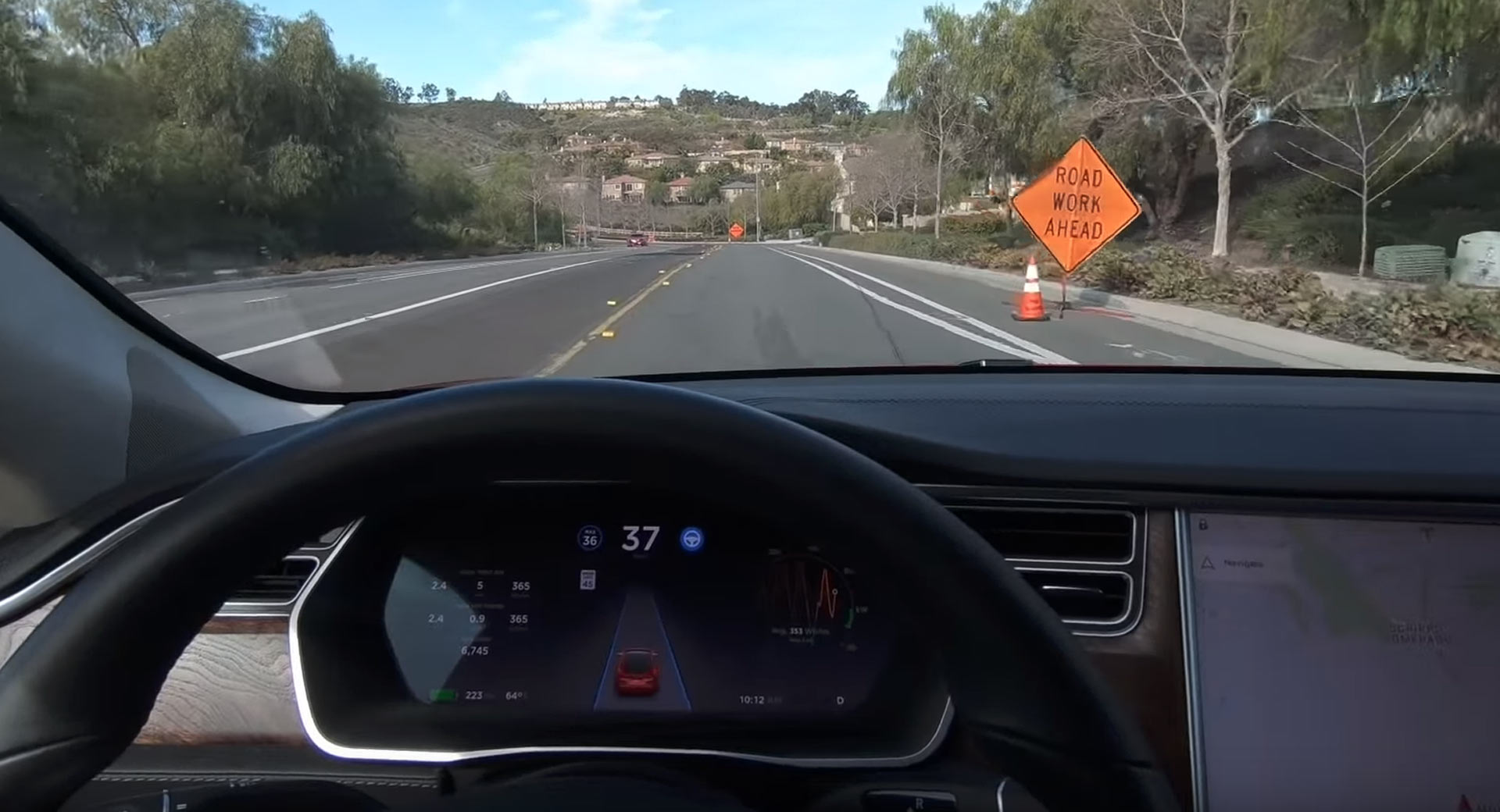 Self-Driving Cars Should Be Able To Pull Over For The Police | Carscoops